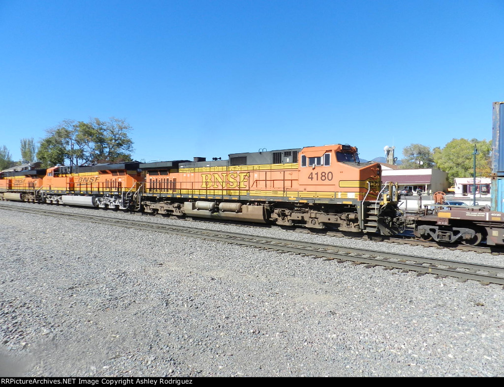 BNSF 4180
